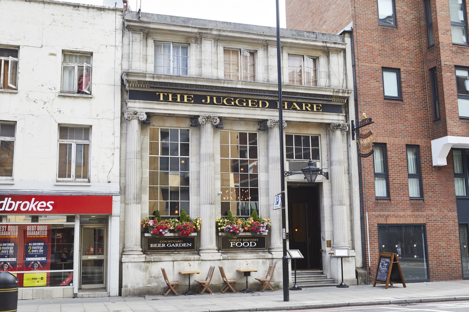 The Jugged Hare - Fuller's Pub and Restaurant in Victoria